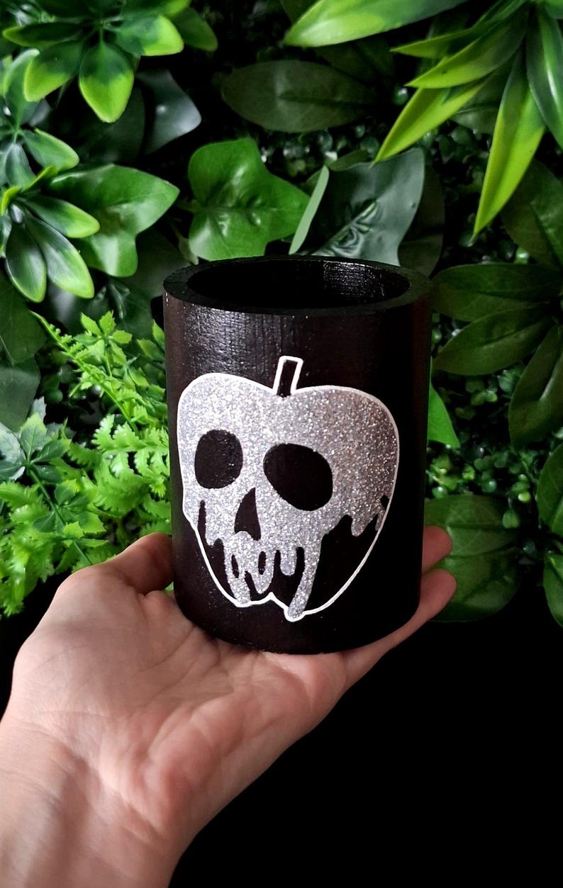 Snow White Poisoned Apple / Makeup Brush Storage Box / Personalized ...