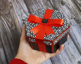 Hand Made CORALINE The Beldam Size M OTHER MOTHER Button Box Sculpture ...