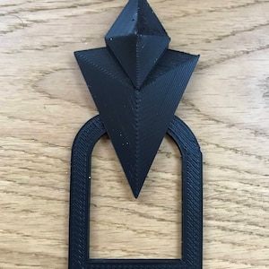 Skyrim Quest Marker Door Hanger - Gaming Decor Wall Art - Elder Scrolls ...