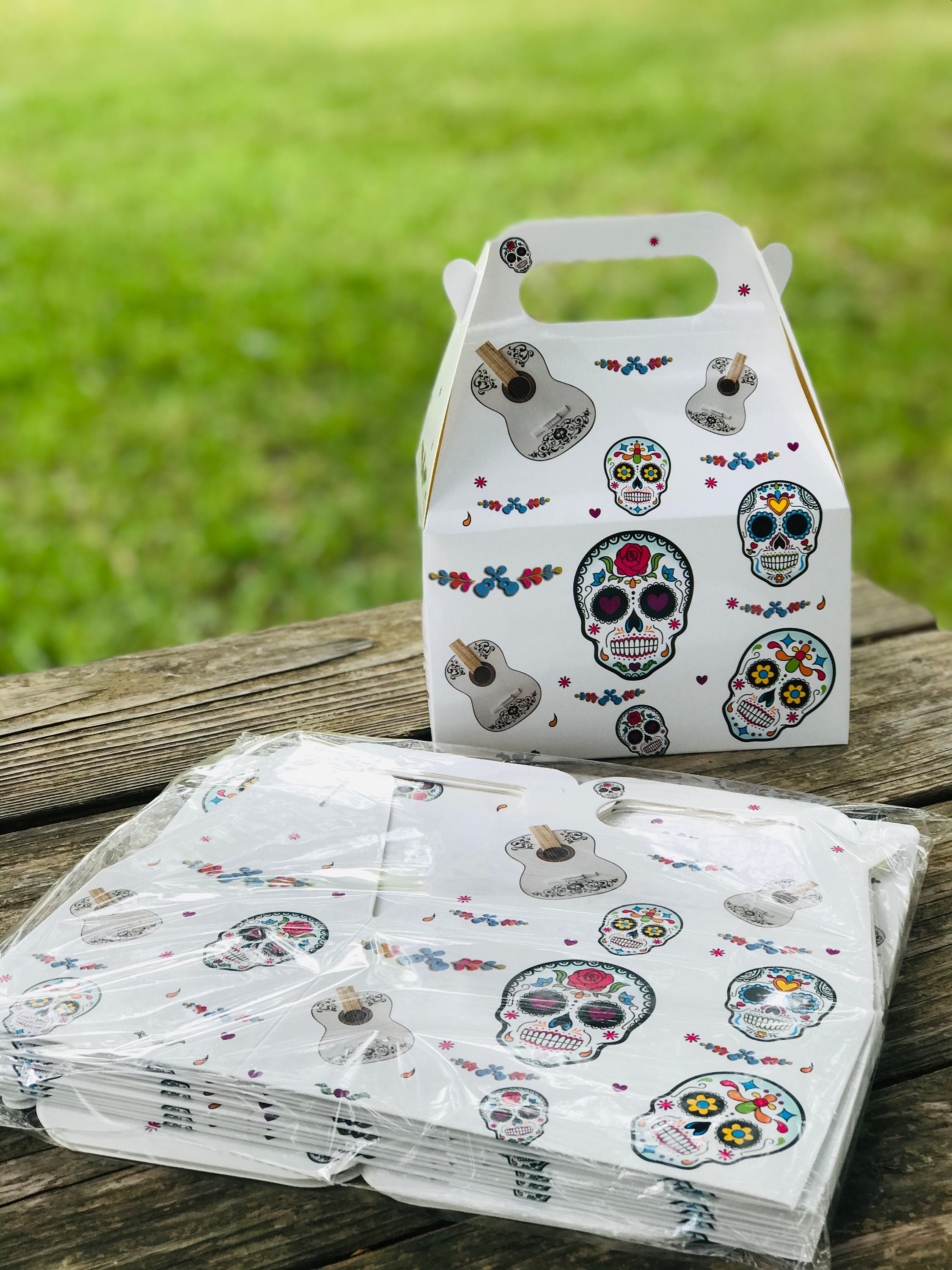 Día De Los Muertos Gift Box, 12 Catrina Pack Gable Boxes - Favor Boxes ...