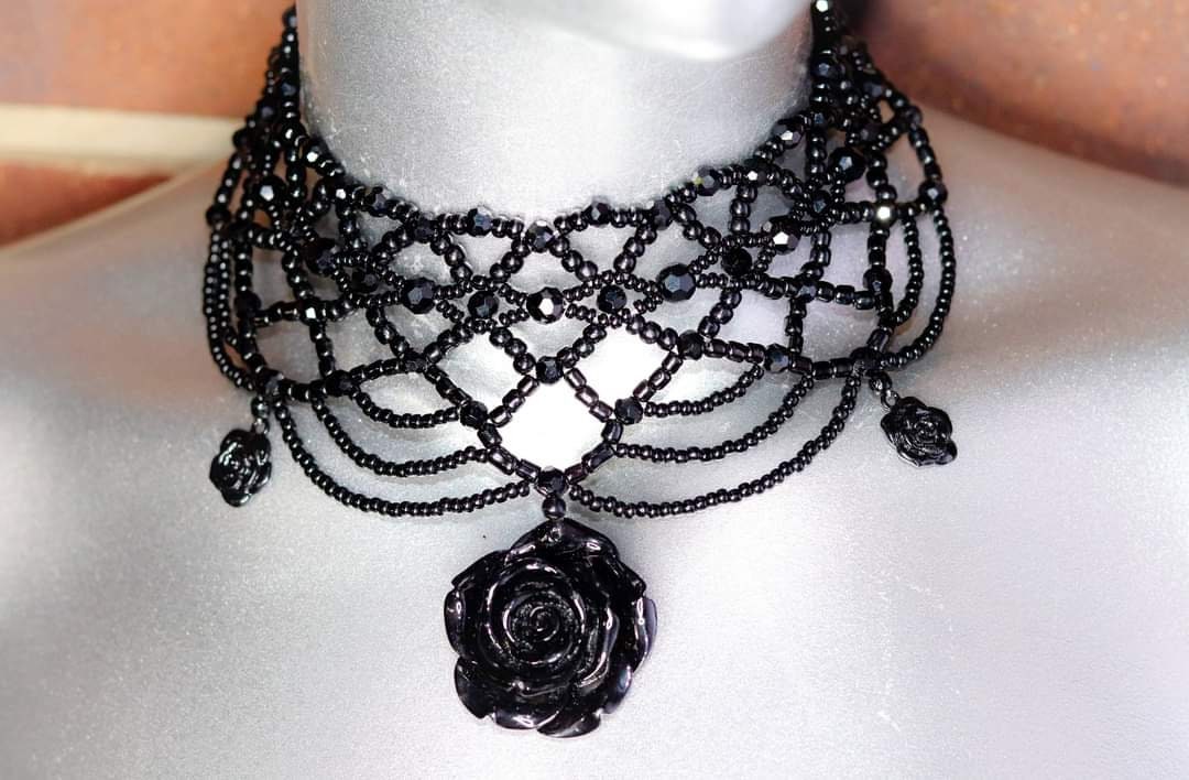 Black Rose Gothic Beaded Choker Set - Etsy