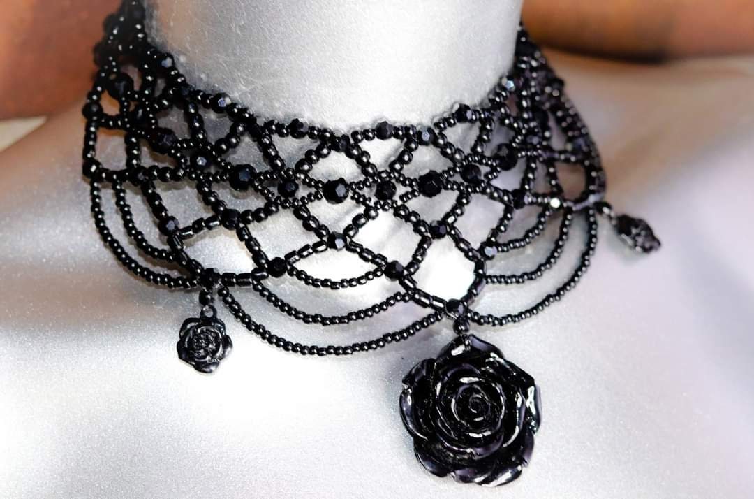 Black Rose Gothic Beaded Choker Set - Etsy