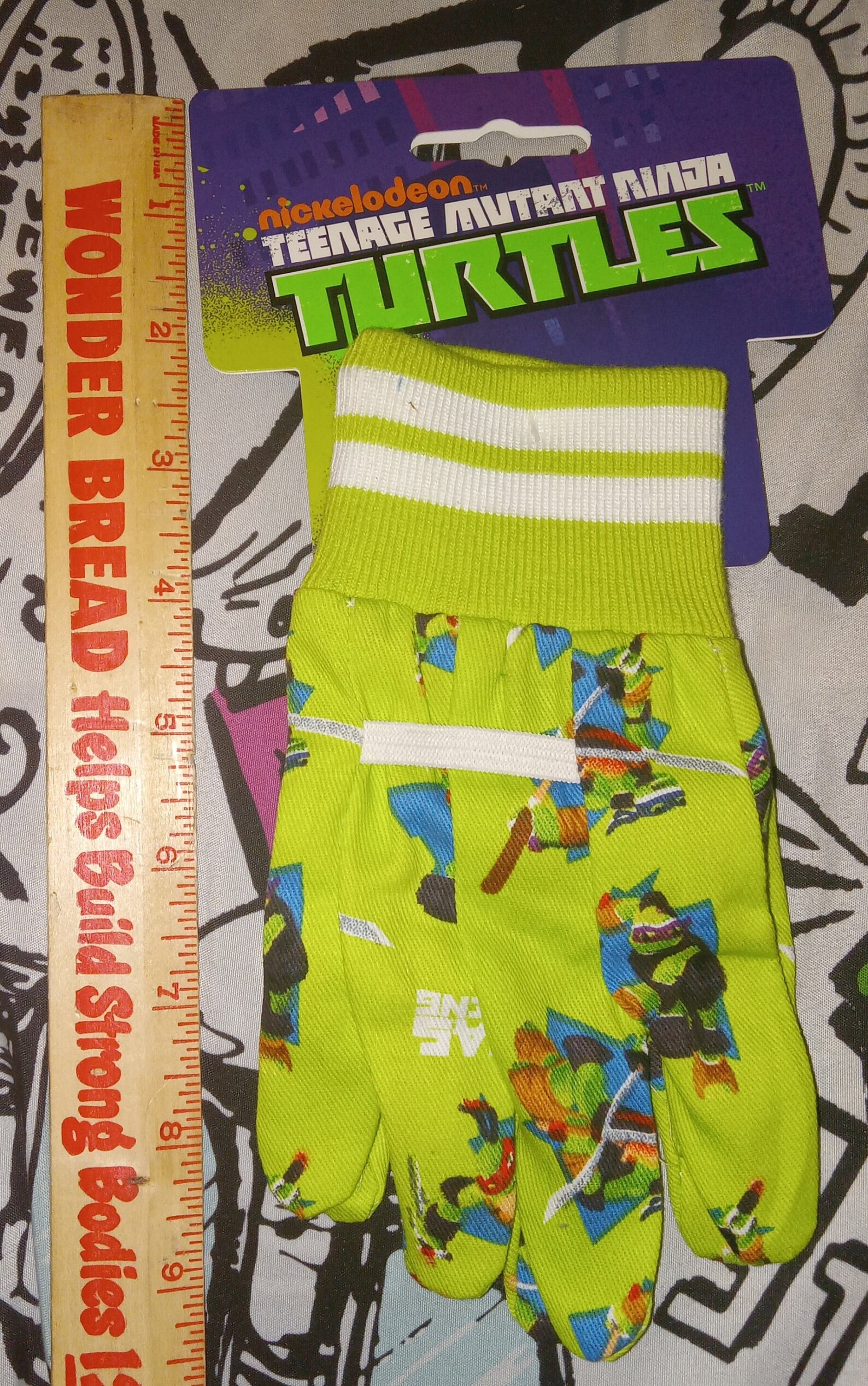 BB Designs : Nickelodeon Teenage Mutant Ninja Turtles Gardening Gloves ...