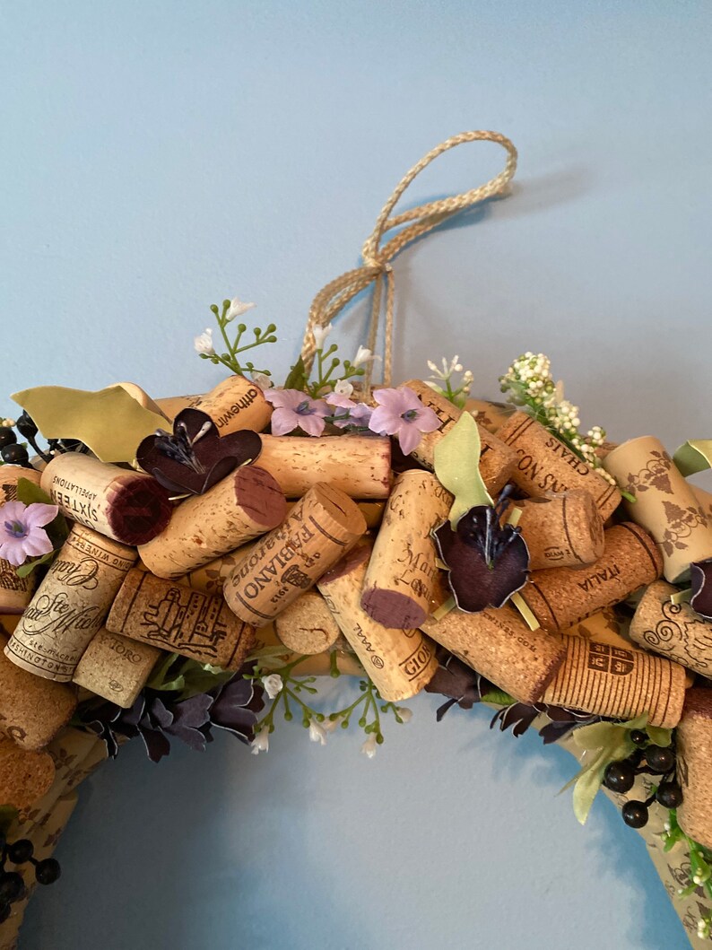 Large custom made 21 inch wine cork wreath | Etsy