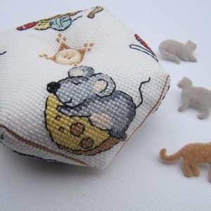 Cross Stitch Pattern Biscornu 'cat and Mice', Digital Biscornu Pattern, PDF File, Pincushion ...