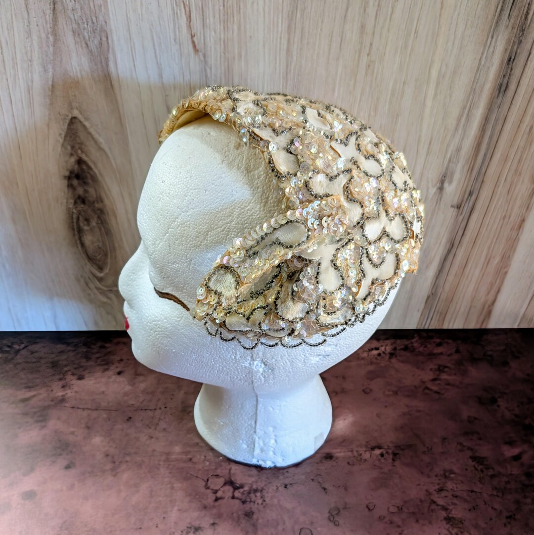 Off-white and Silver Beaded and Sequined on Velvet Caplet, Small ...