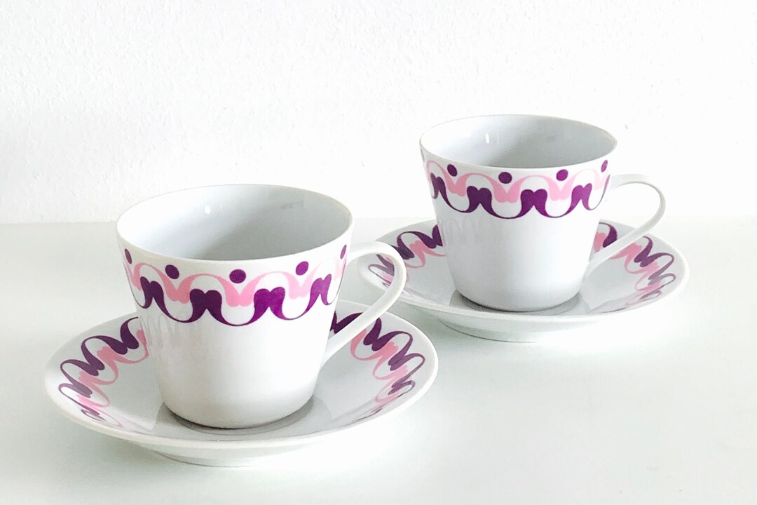 Purple & Pink Pop Art Cup Set – 1970s Wavy Design for Maximalist Retro ...