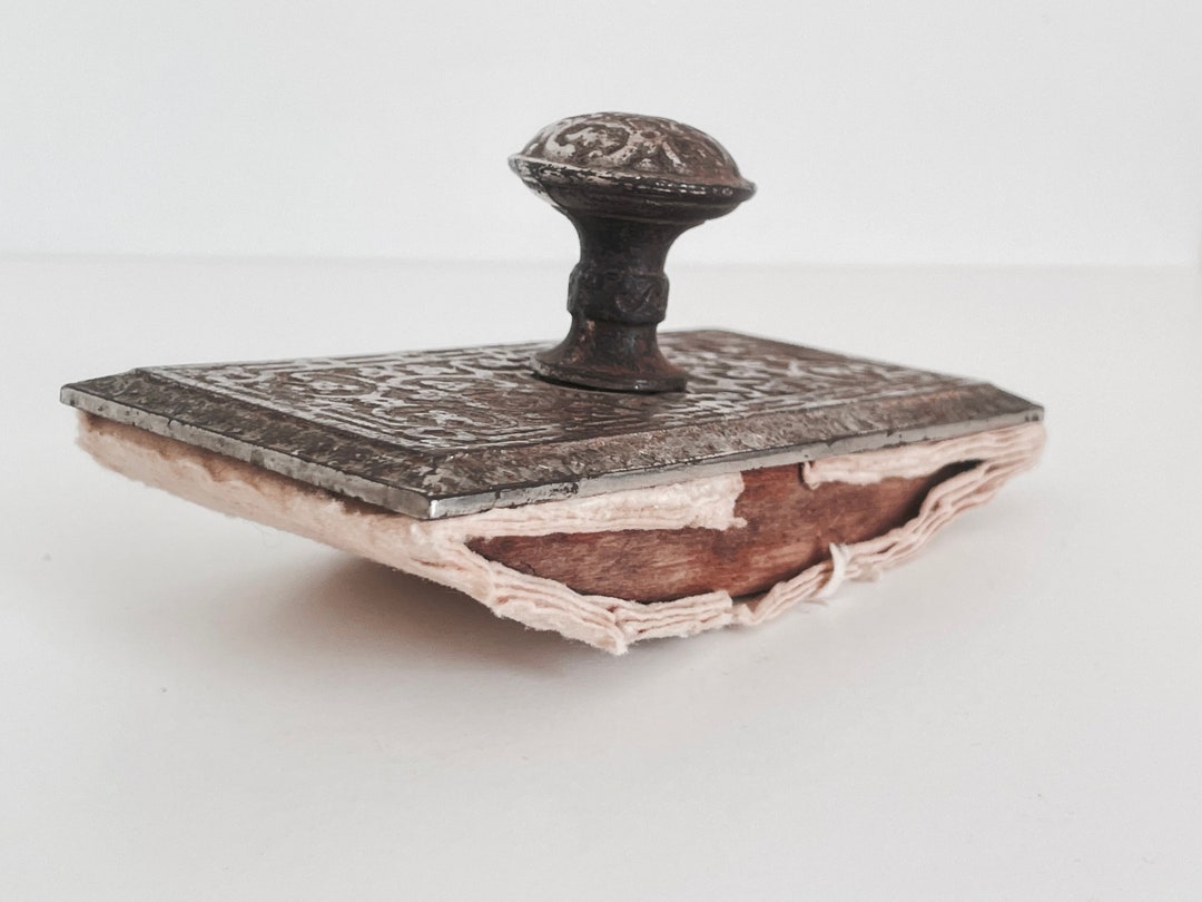 Antique Ornate Ink Blotter – Rocking Ink Dryer With Baroque Pattern ...