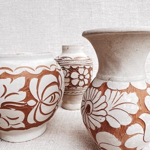 Rustic Scandinavian Style Pottery - Raw Clay With Modern Floral Design ...