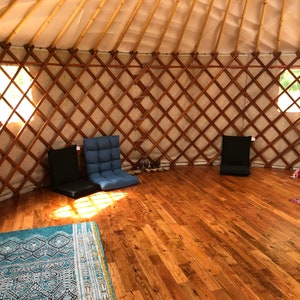 20' Deluxe 4 Season Living, Insulated Hardwood Package, Full Time ...
