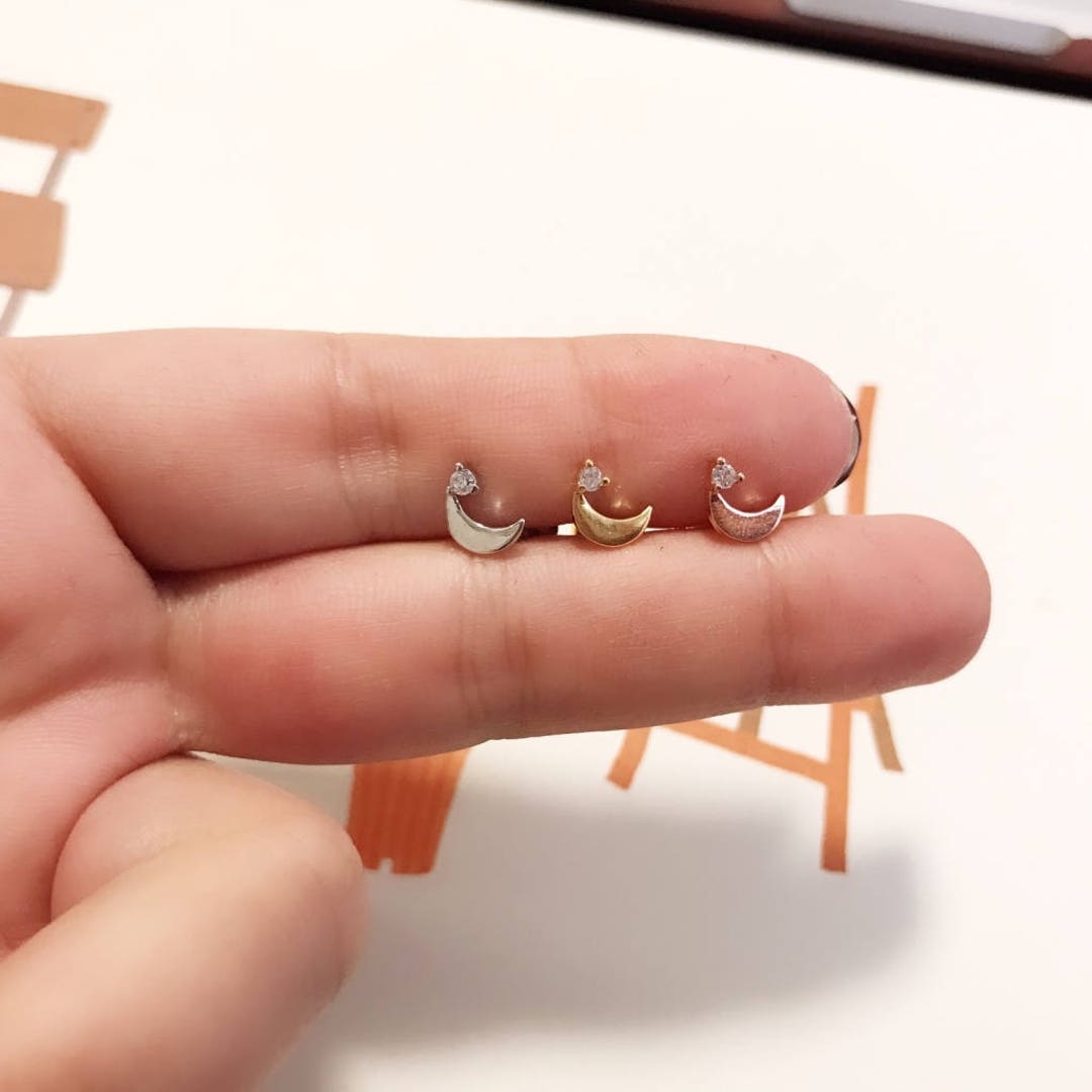 Crescent Moon Cubic Piercing/cartilage Earring/tragus Stud Piercing - Etsy