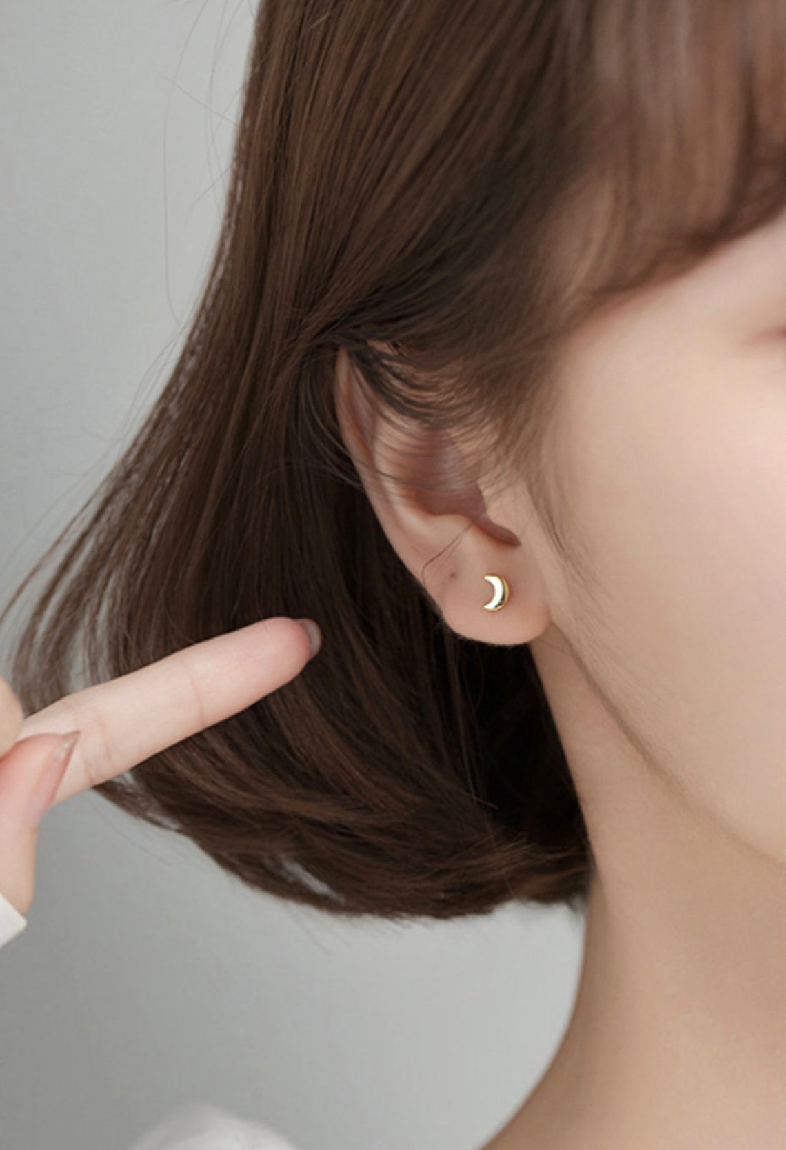 Crescent Moon Piercing/cartilage Earring/tragus Stud Piercing - Etsy