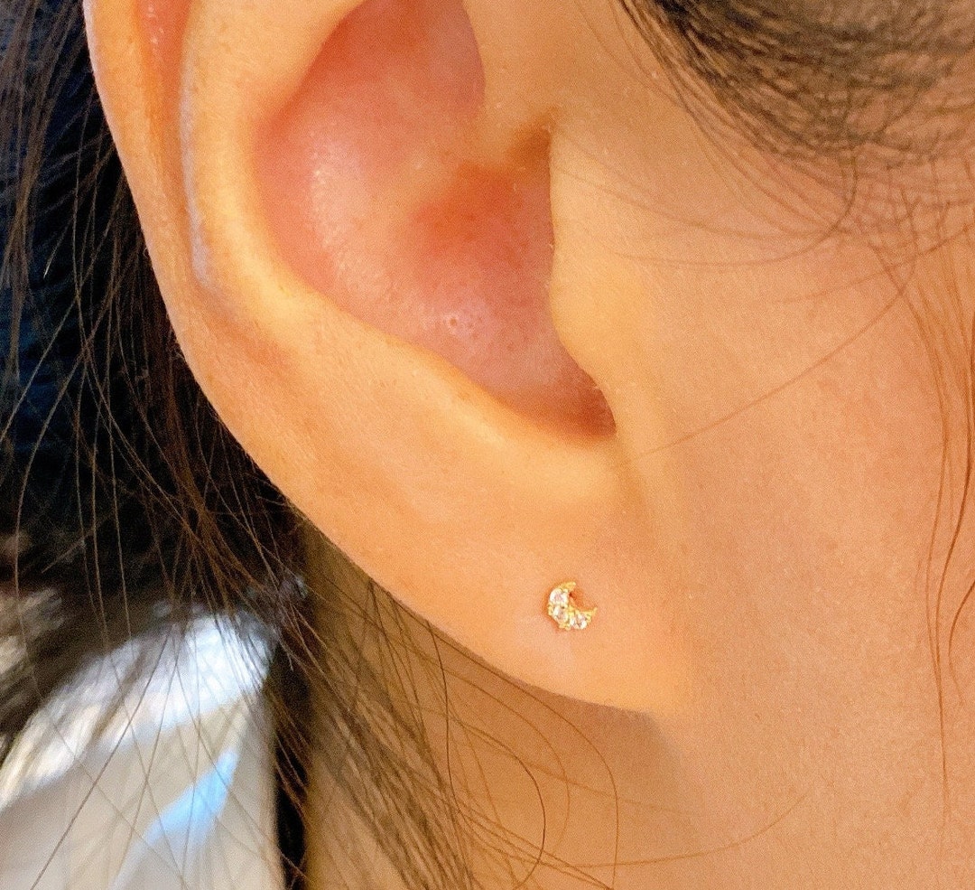 14K Gold CZ Crescent Piercing: Tragus, Helix, Conch Stud - Etsy