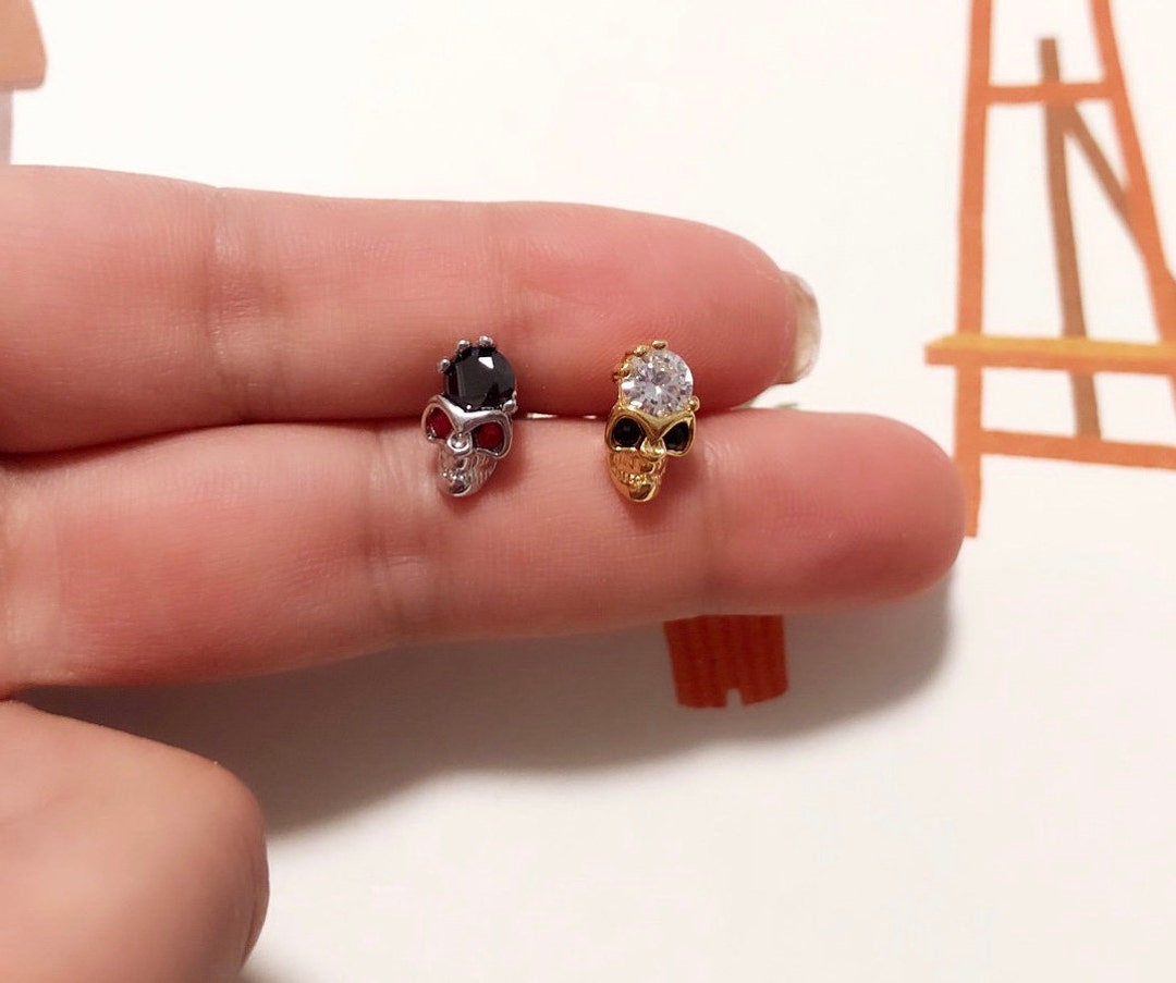 Skull With CZ Forehead Piercing /cartilage Earring/cz Stud Ear Piercing ...