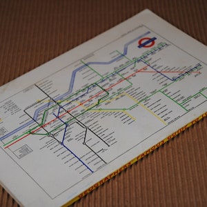 Geographers' Famous Guide to London - Geographia Visitors Guide to ...