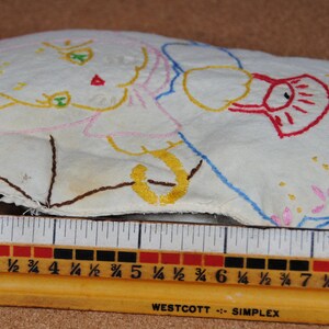 Lavender Sachet - Hand Embroidered Hot Pad Upcycled as Lavender Sachet ...