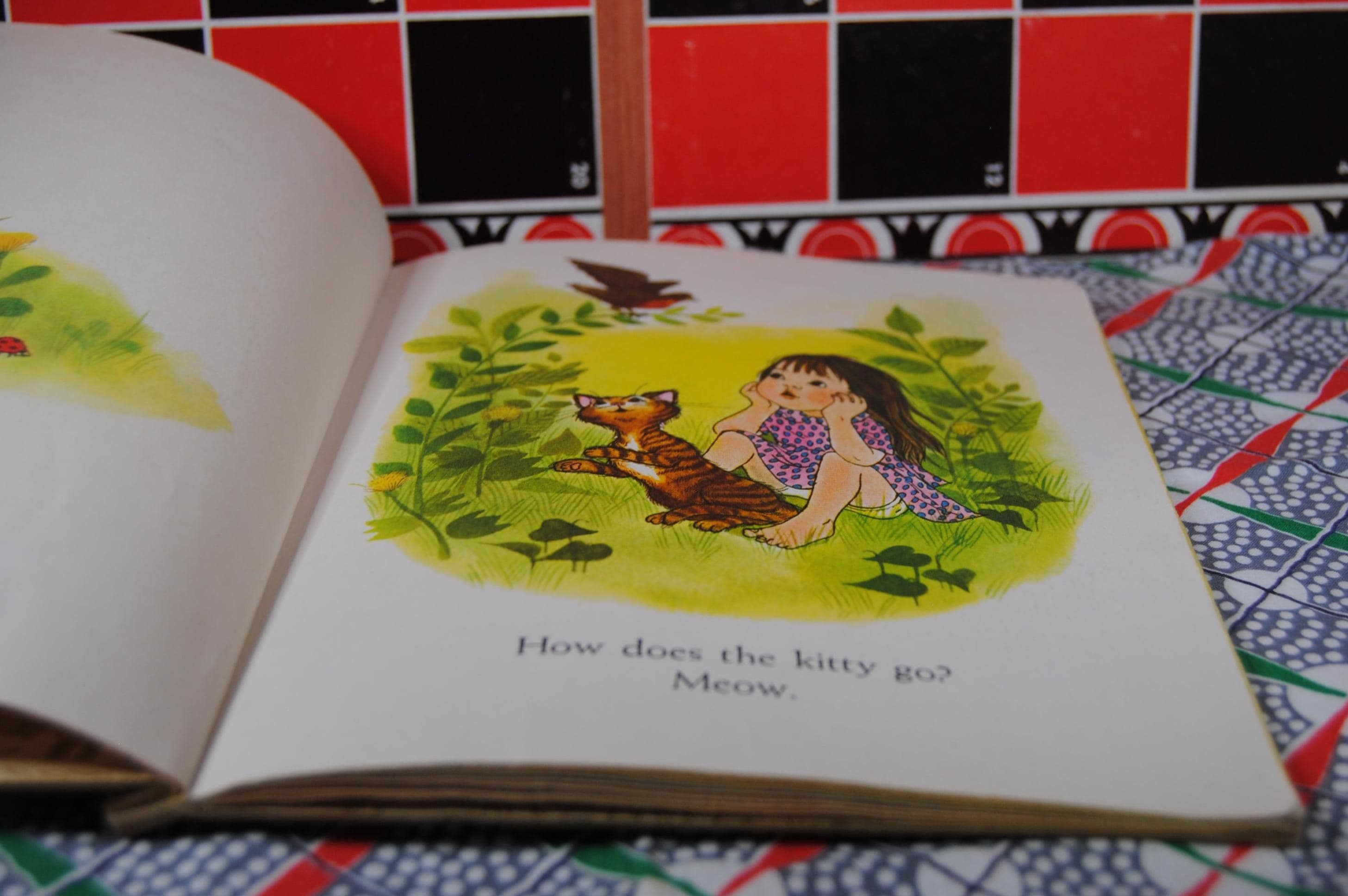 Vintage 1975 A Little Golden Book: Bow Wow! Meow! A First Book of ...