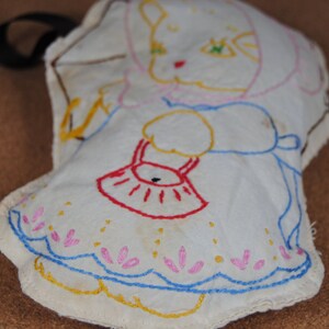 Lavender Sachet - Hand Embroidered Hot Pad Upcycled as Lavender Sachet ...