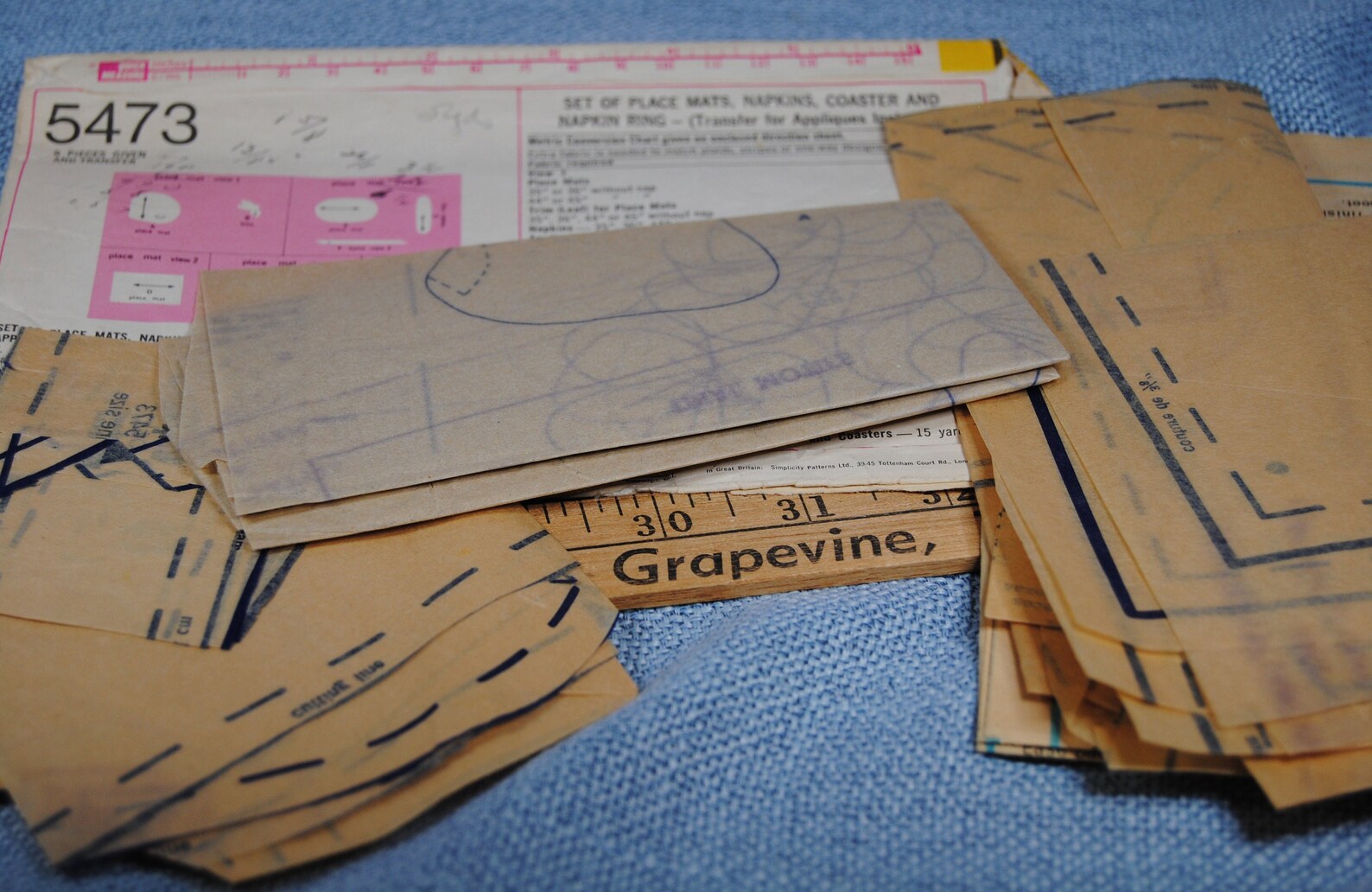 Two Vintage Simplicity Patterns for Placemats and Napkins - 1970s ...