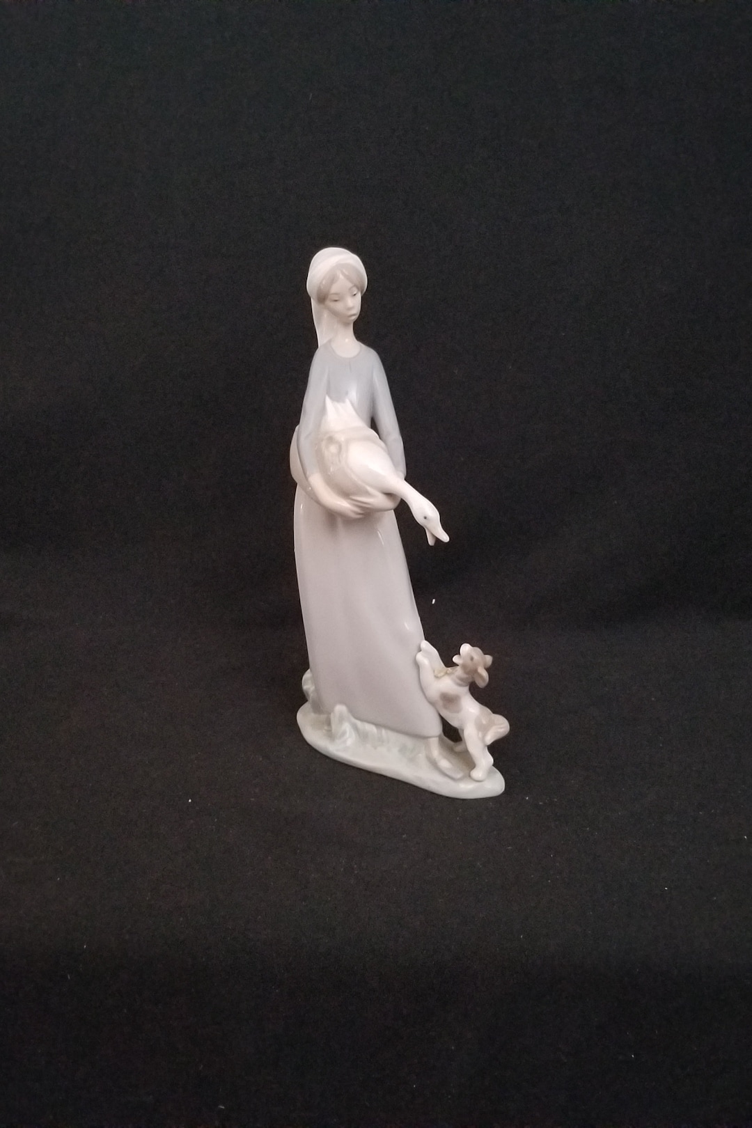 Lladro "girl With Goose & Dog" #4866 Figurine: Mint in Original Box - Etsy