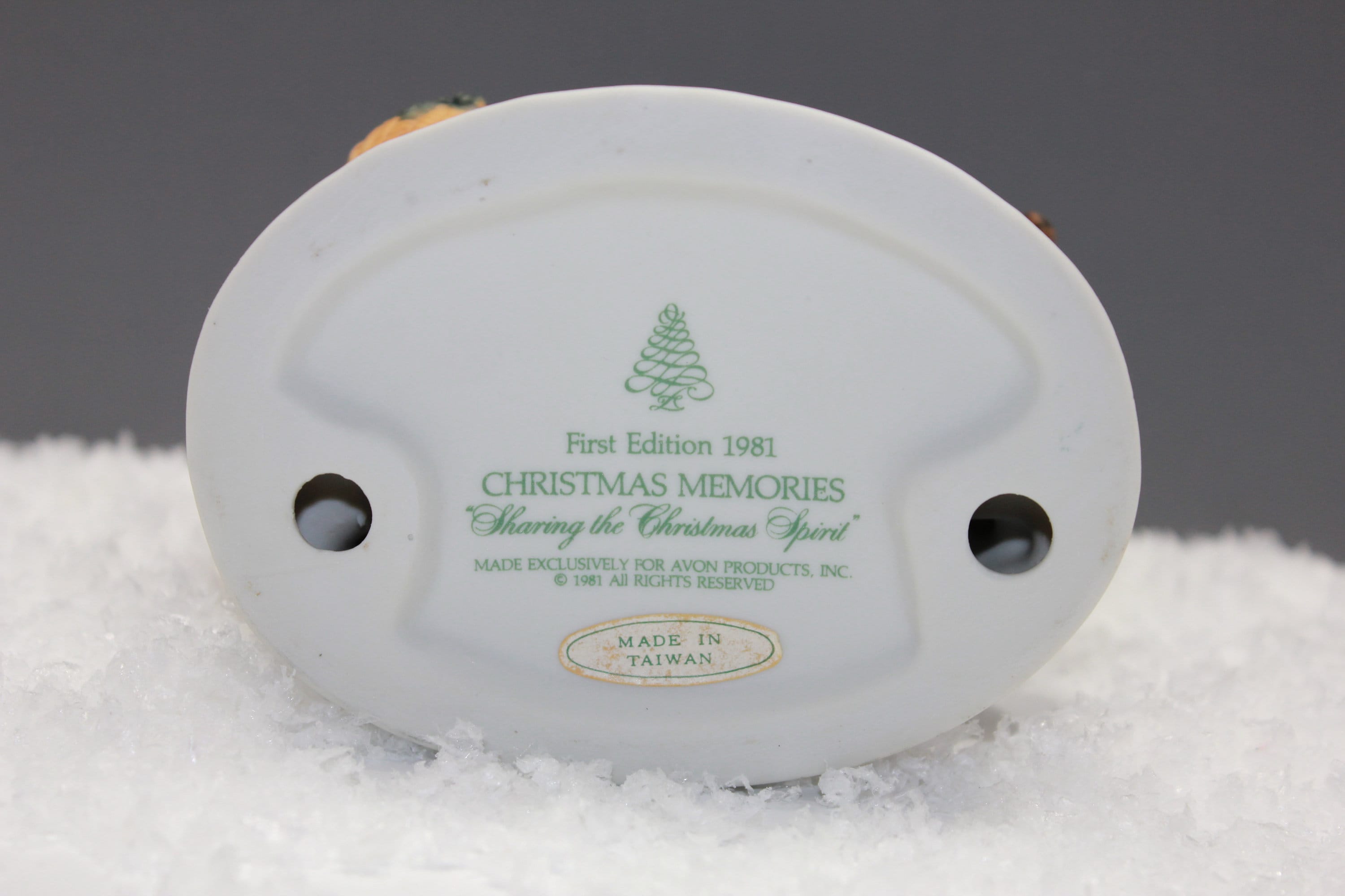 Vintage Avon First Edition 1981 Christmas Memories "sharing the ...