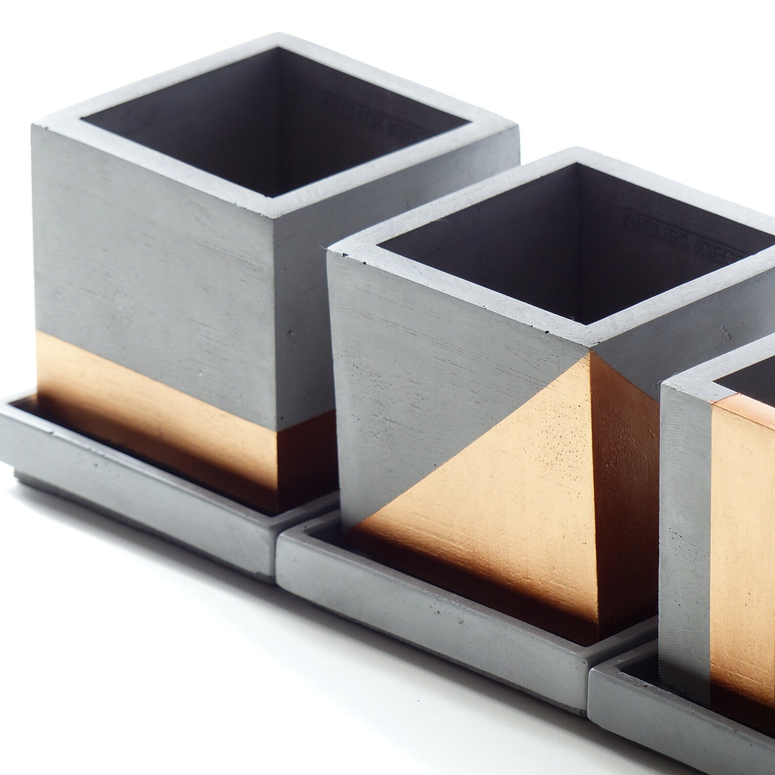 Buy Atelier Ideco Set of 3 Copper Concrete Planters With Online in ...