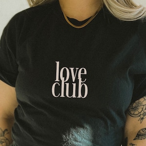 Wild Dove Font - Serif Font, Modern Font, Stylish Font, Classy Fonts ...