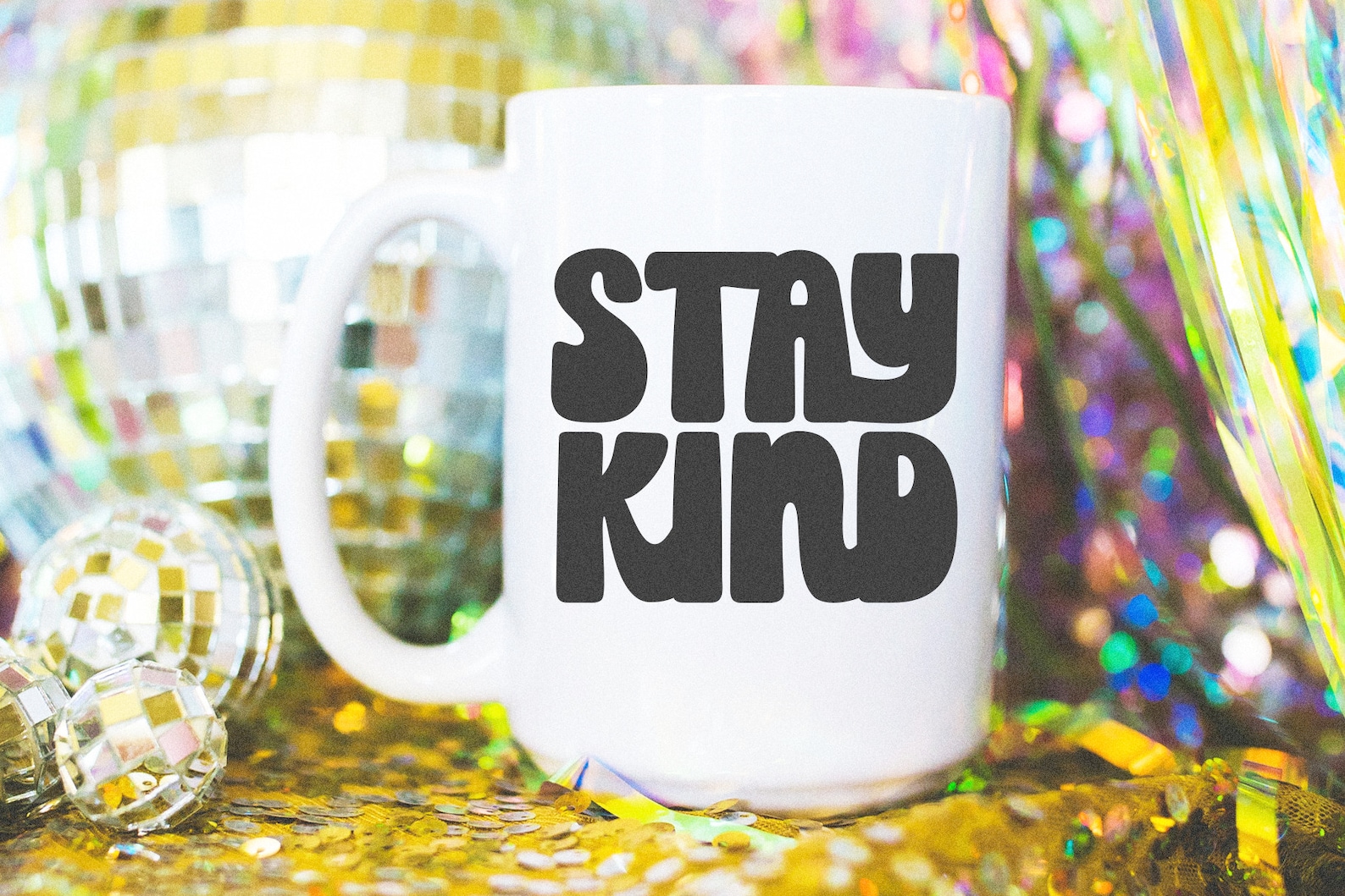 Super Trendy Retro Font - Groovy Font, Modern Font, Hippie Font, 70s ...
