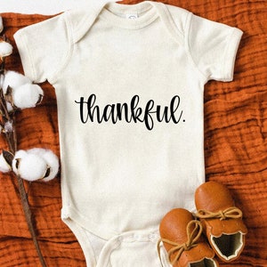 Heartwarming Font - Bouncy Handwritten Script Font, Cricut Fonts ...