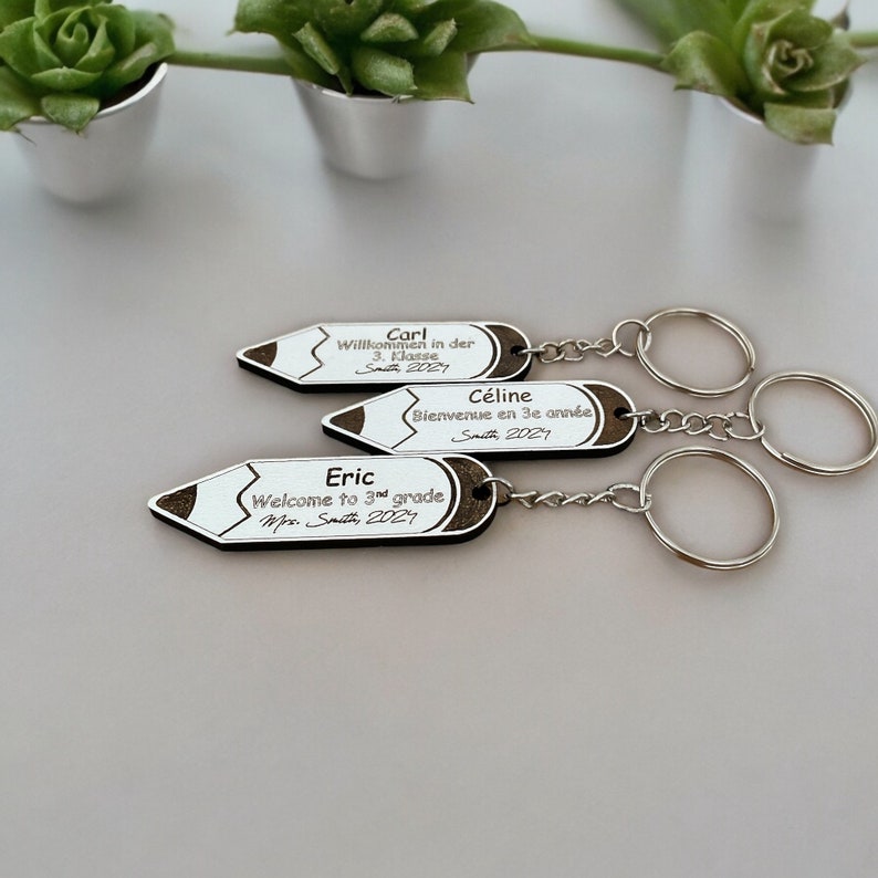 Back to School Keychain Favor Gift for Students, Custom Teacher ...