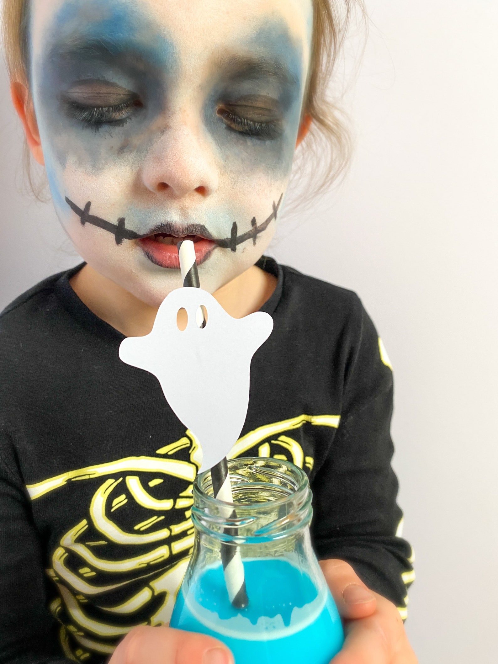 Halloween Ghost Paper Straws | Set of 10 | Black and White Straws ...