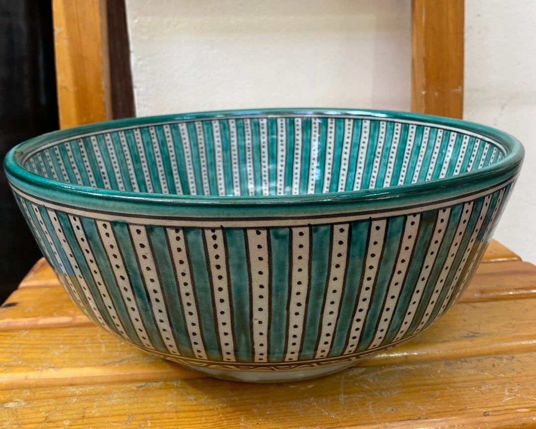 Handmade Moroccan Salad Bowl. Ceramic Moroccan Salad Bowl Handmade and ...