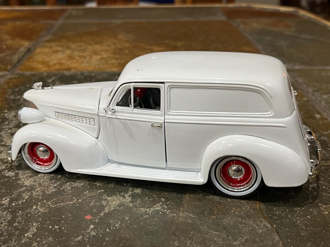 Jada 1939 Chevrolet Suburan Sedan Delivery Panel Truck Street Low Rider ...