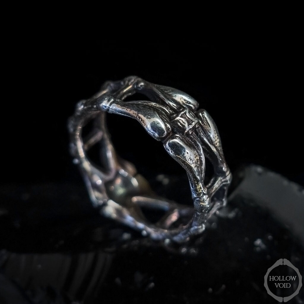 Silver Alien Bone Ring Giger Inspired Xenomorph Design Size - Etsy