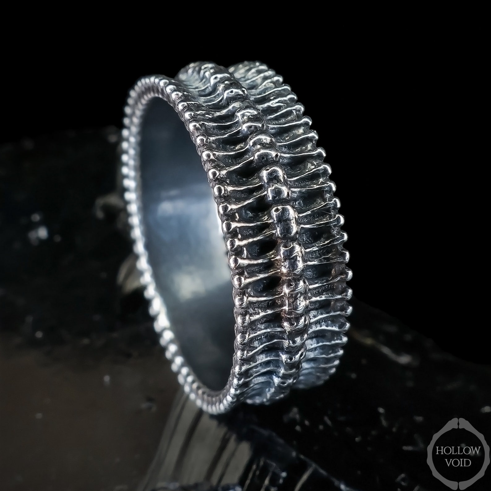 Gothic Silver Spine Ring Bones Repeat in This Dark HR Giger - Etsy