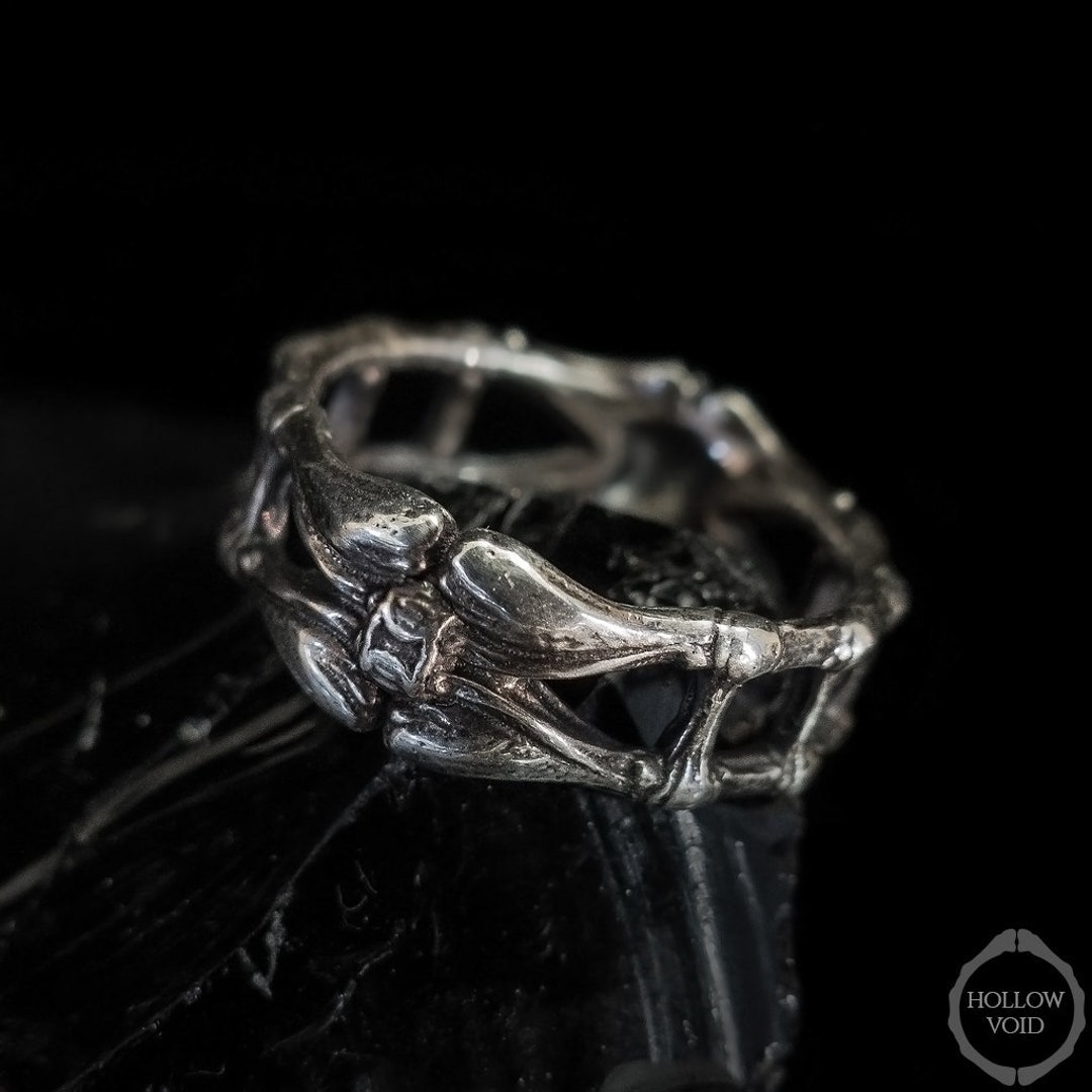 Silver Alien Bone Ring Giger Inspired Xenomorph Design Size - Etsy