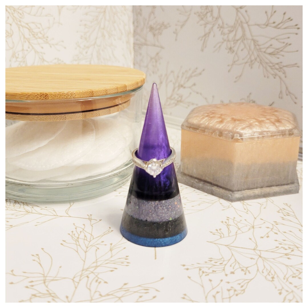 Ring Stand Ring Holder Ring Cone Ring Keeper Engagement Ring Display ...