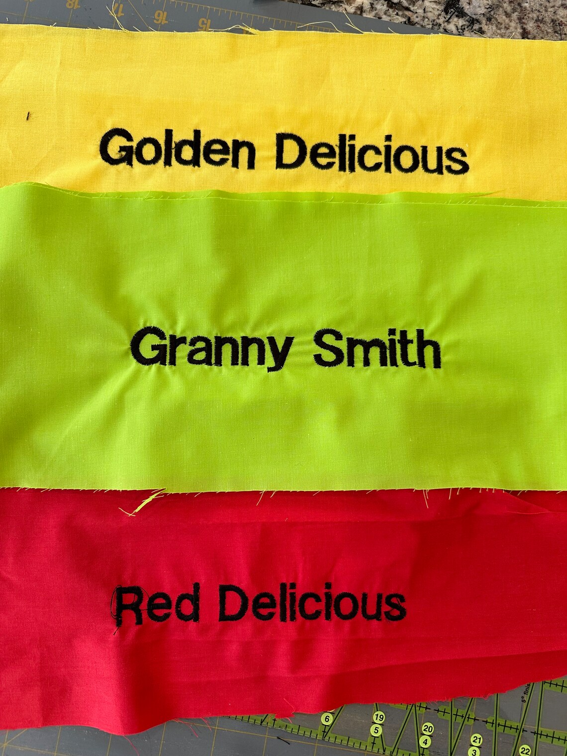 Apple Print Kitchen Apron, Embroidered Double Sided Design - Etsy