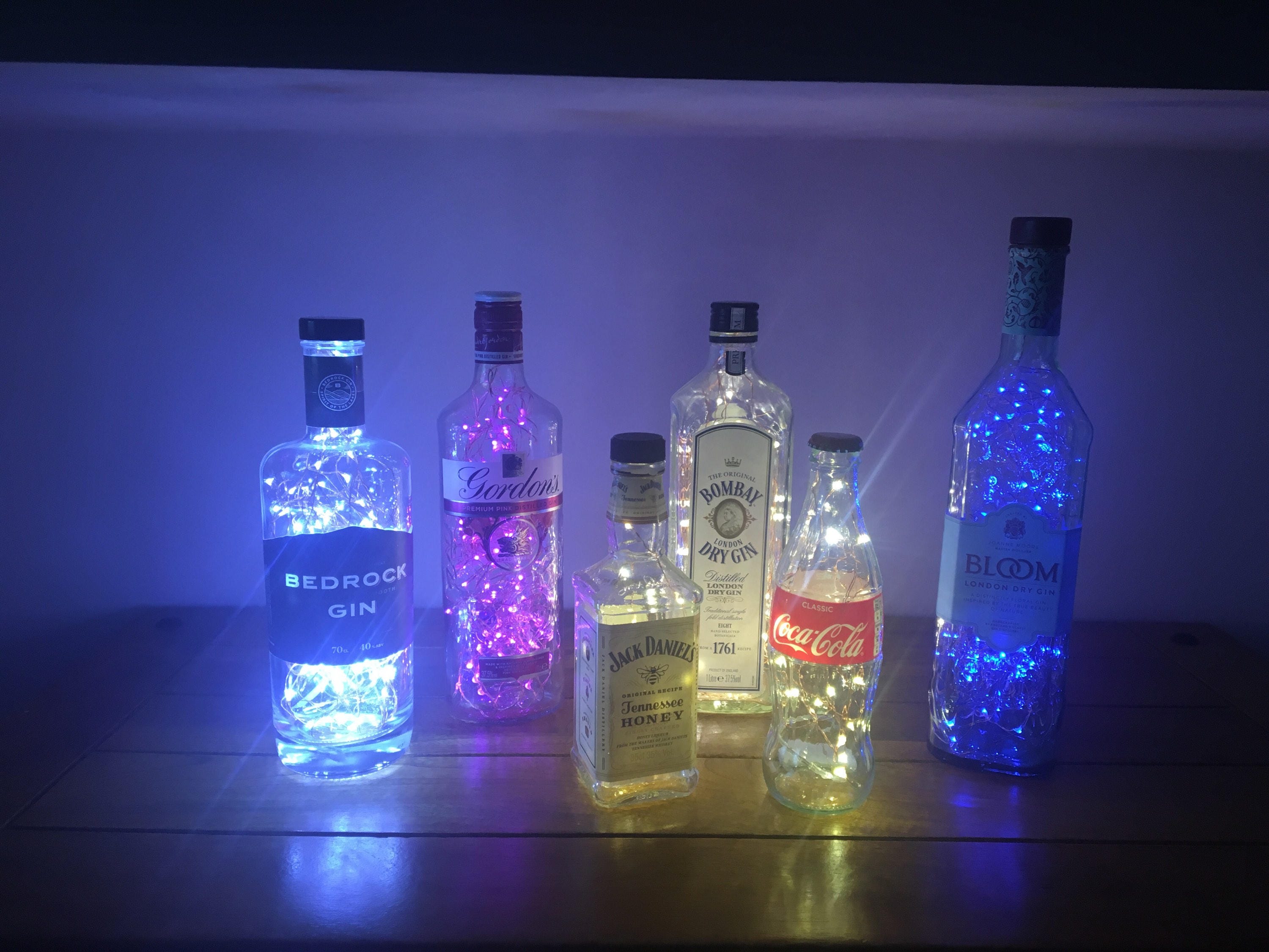 Botella de ginebra Bloom iluminada reciclada, botella iluminada ...
