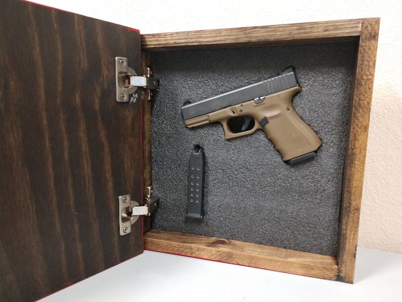 The Duke Mini Wall Art Box - Etsy