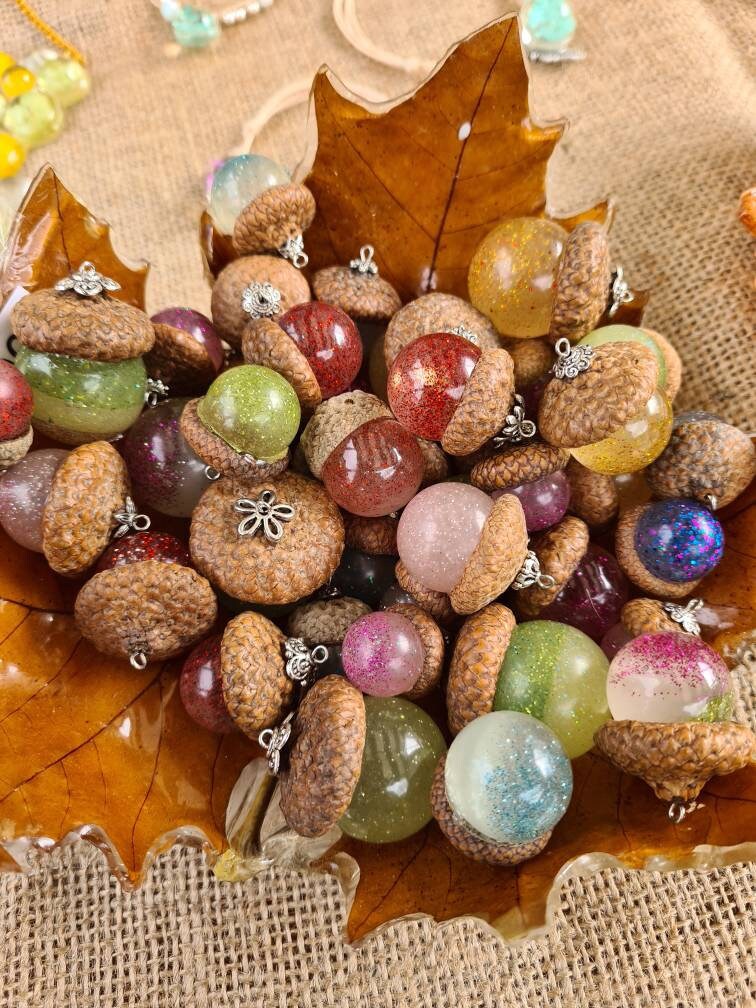 Real Acorn Head Pendant, Resin, Glow in Dark, Glitters, Various Colors ...