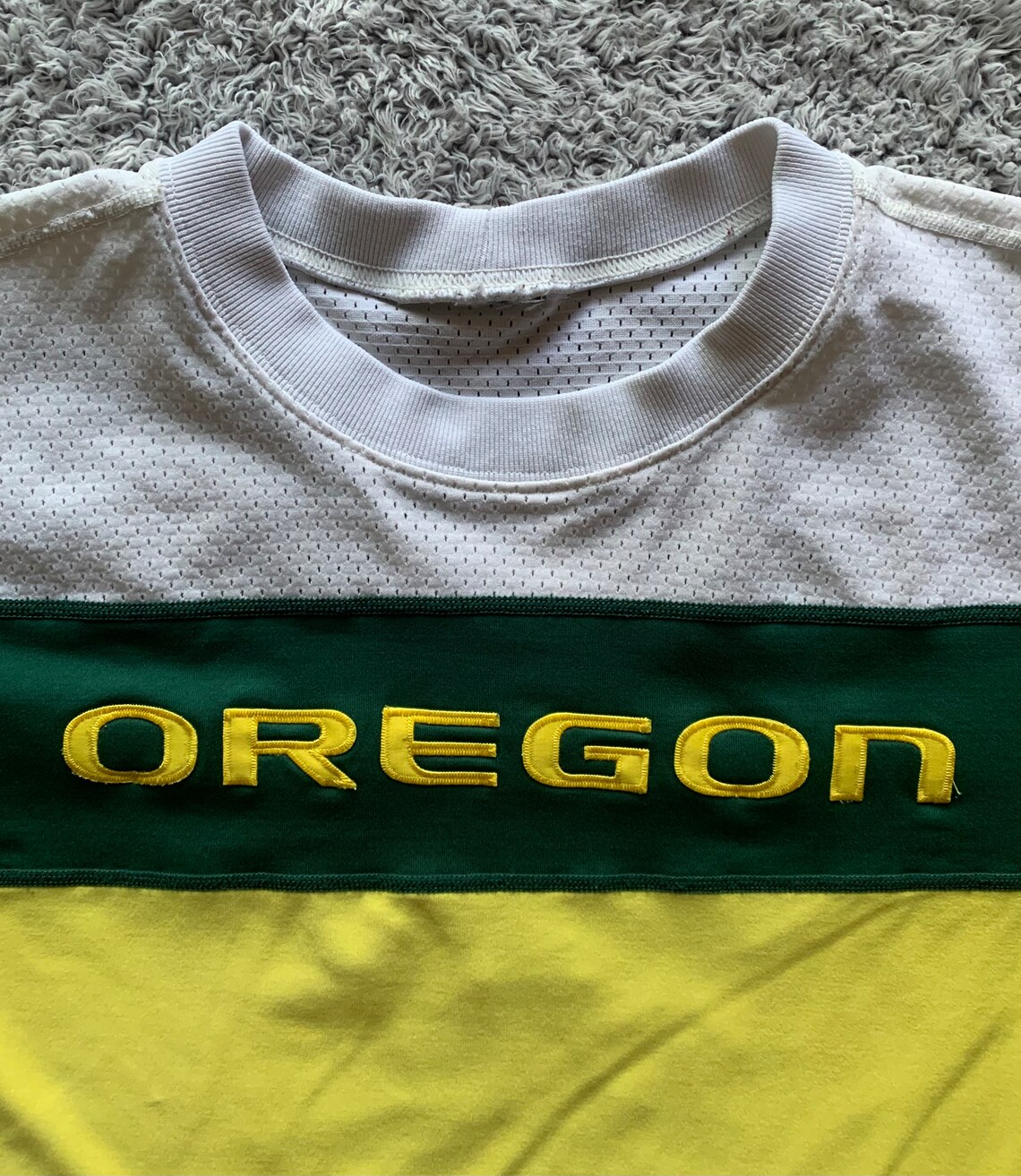 Nike Retro Oregon Ducks Embroidered Jersey-style T-shirt. Large. Nike ...