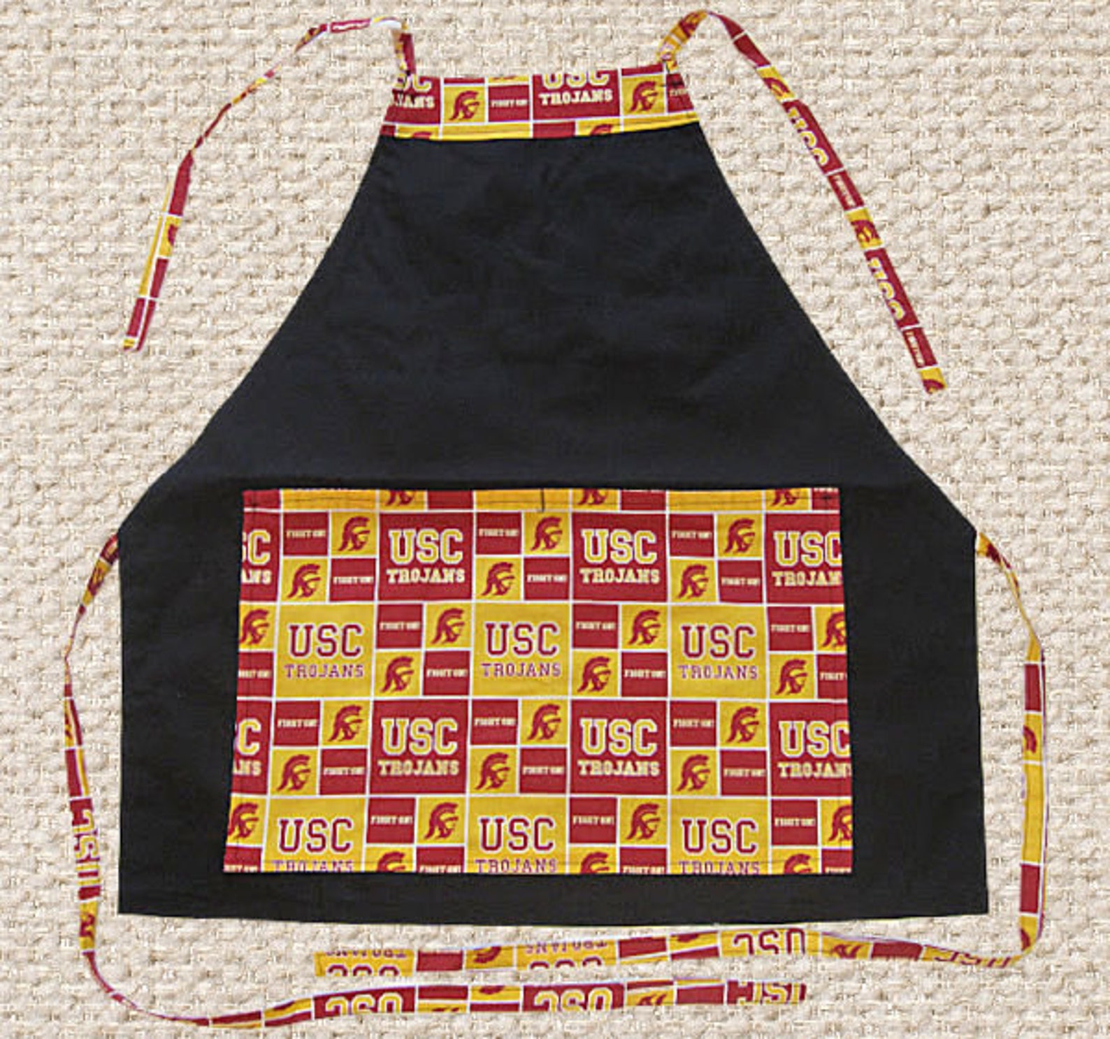 HANDMADE APRONS for College Fans: Tailgate Parties, Bbqs and Everyday ...