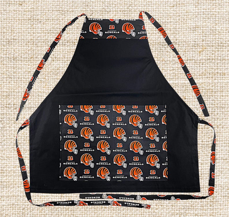 BBQ Apron: Unisex Grill Master Apron - Raiders Football Team - Etsy
