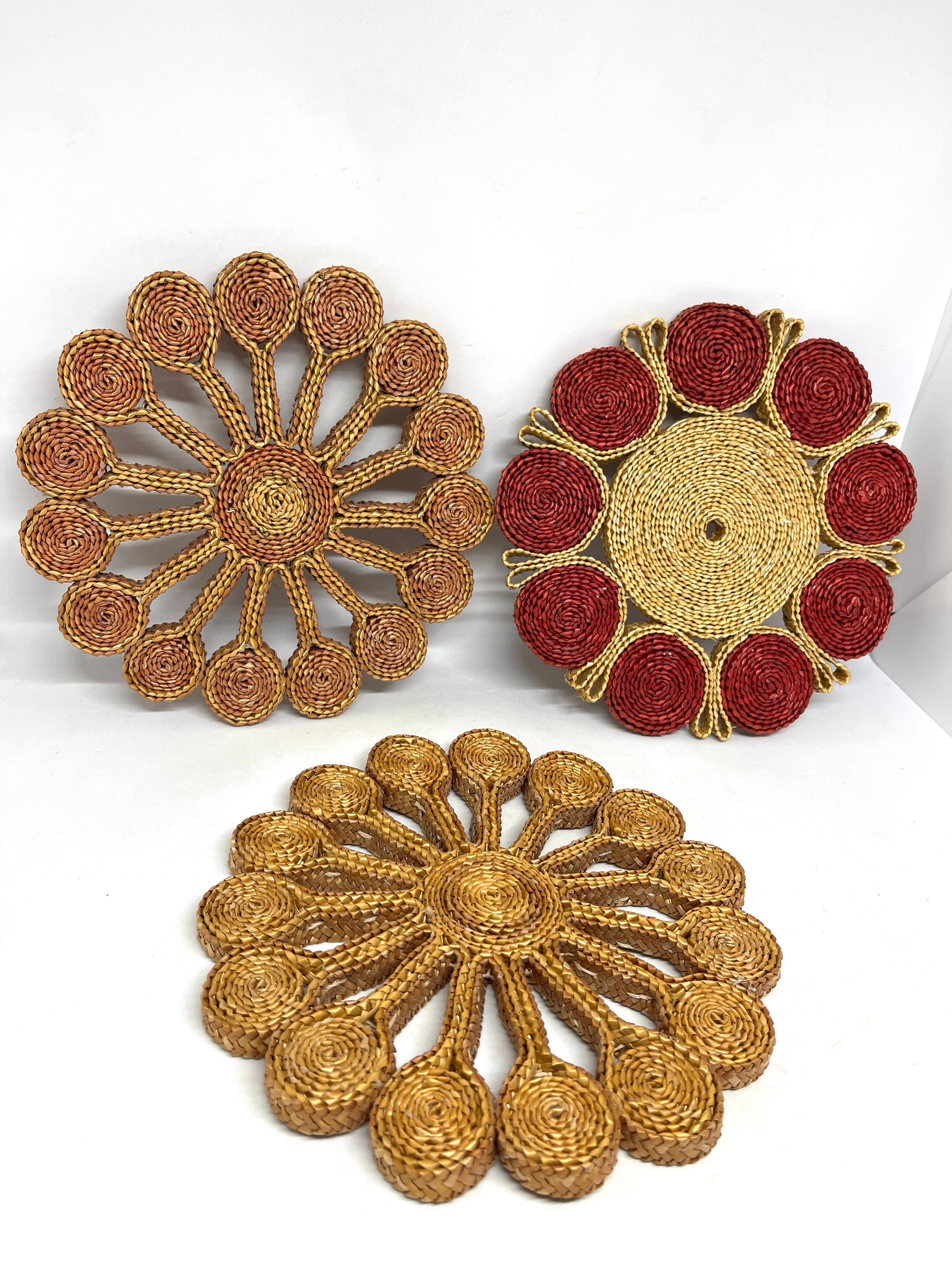 Vintage Trivets in Wicker Raffia, Set of Three Floral Design Trivets ...