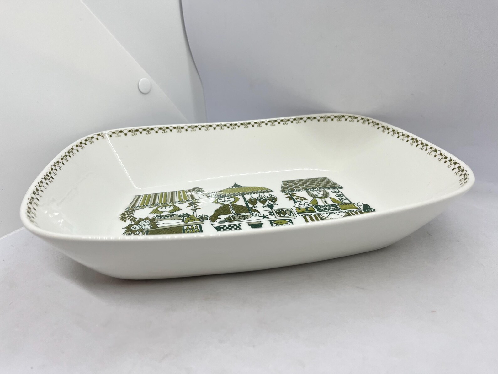 Figgjo Market Dish, Large MINT Condition Large Oval Deep Serving Dish ...