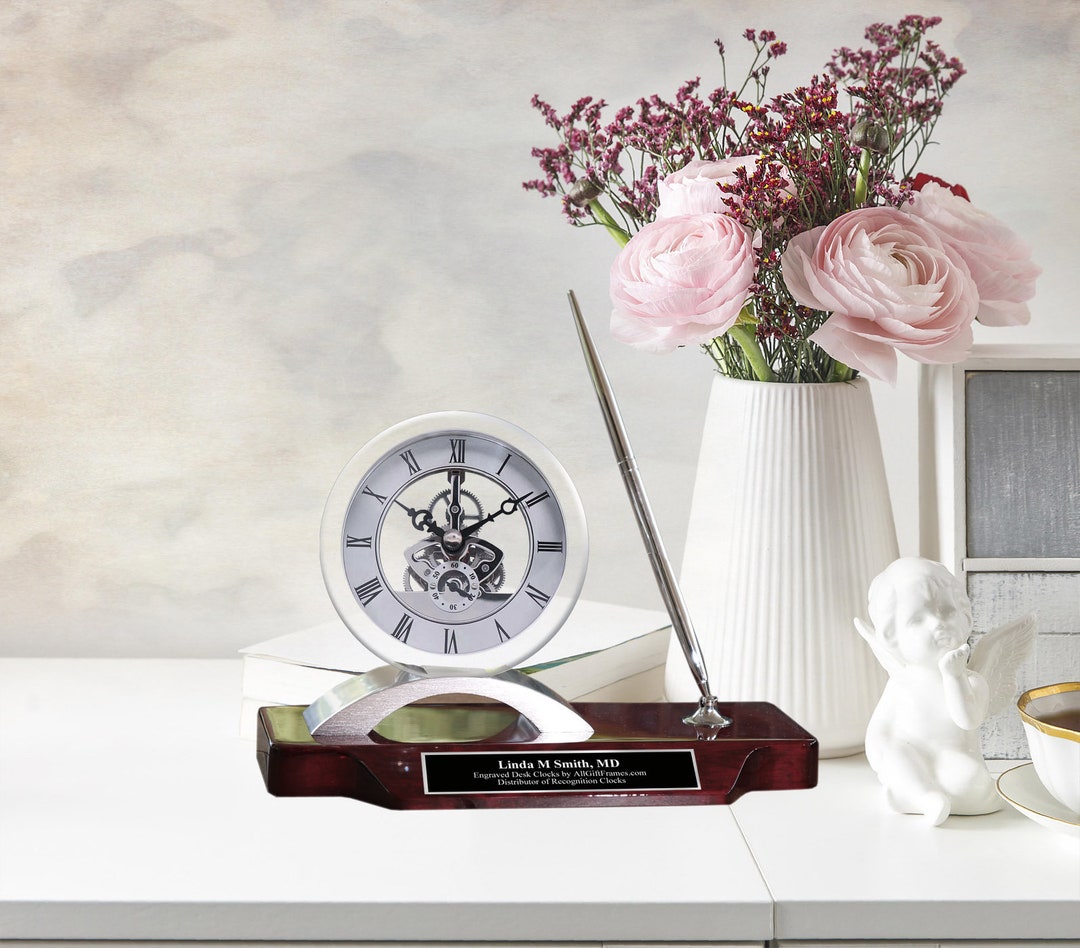 Personalized Company Promotion Gift Graduation Corporate Engraved Desk ...