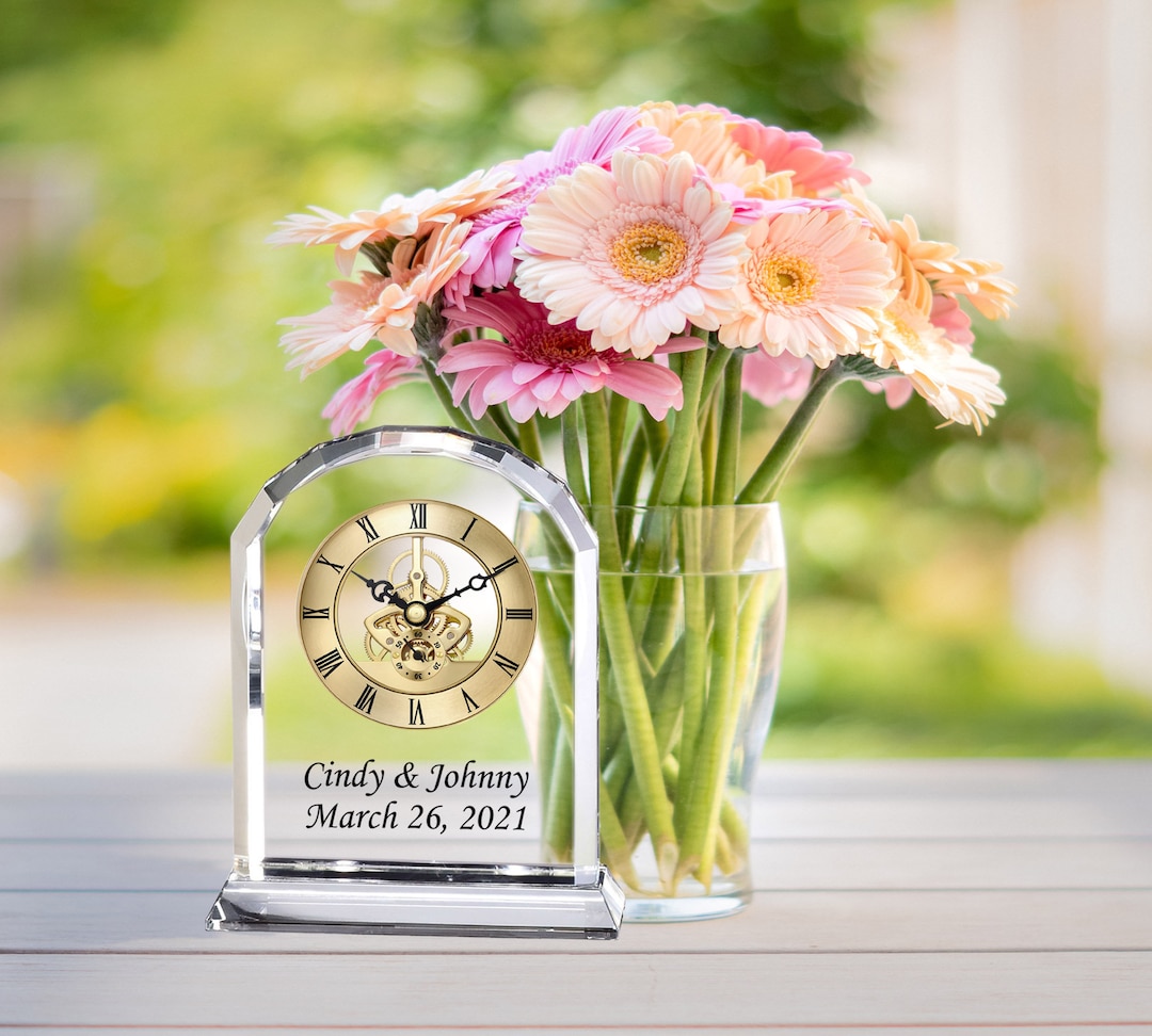 Personalized Crystal Clear Diamond Moving Gear Desk Clock Etched Table ...