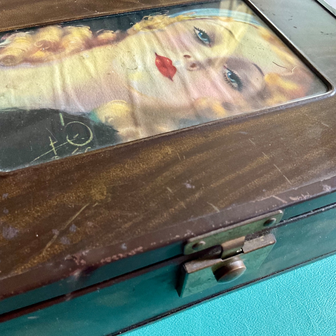 Oak 1930s Pin up Latch Box - Etsy Australia