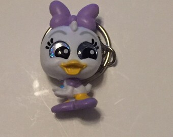 Daisy Duck Keychain - Etsy